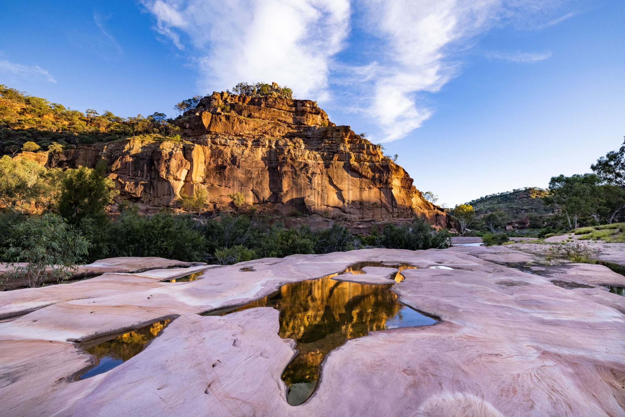 Outback Queensland Overland Travel: Driving The Overlander’s Way from ...