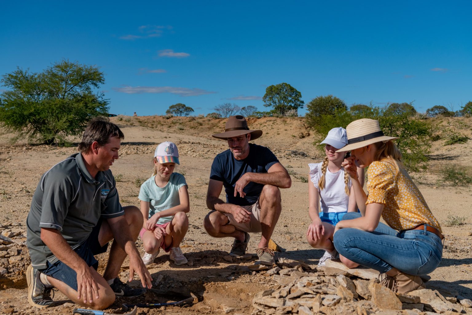 Outback Queensland Overland Travel: Driving The Overlander’s Way from ...