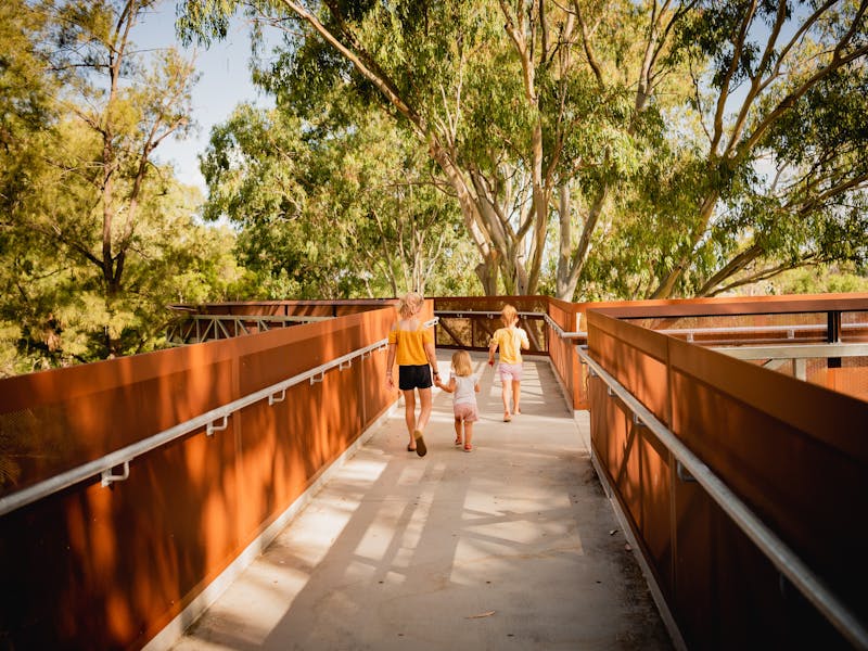 Outback Queensland A Day and Night at The Big Rig - Outback Queensland